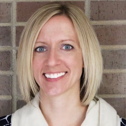 Laura Busch | Writers | EdSurge