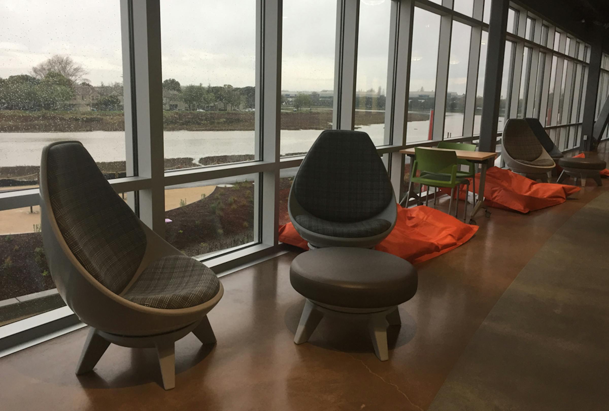 The First Day Of School At Design Tech Highs New Oracle Campus
