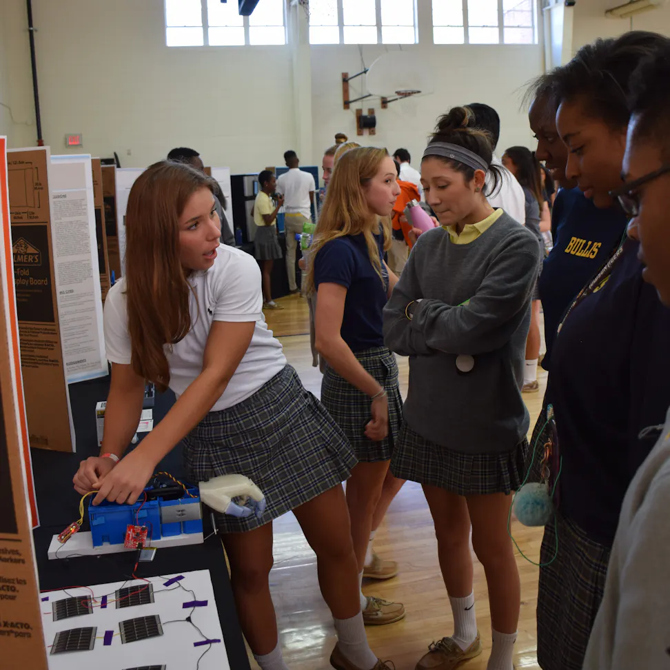 How Senior Capstone Projects Let Students Research—and Present—Their ...