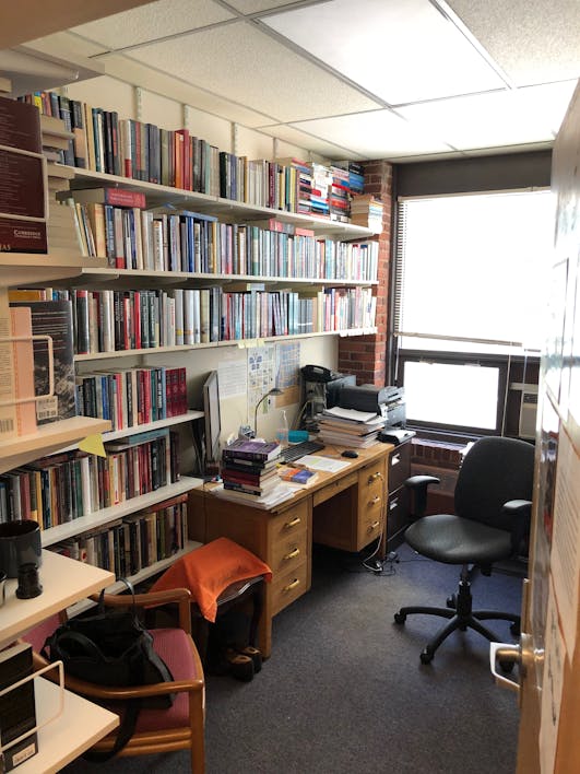 To Get More Students to Office Hours, Colleges Rethink the Faculty ...