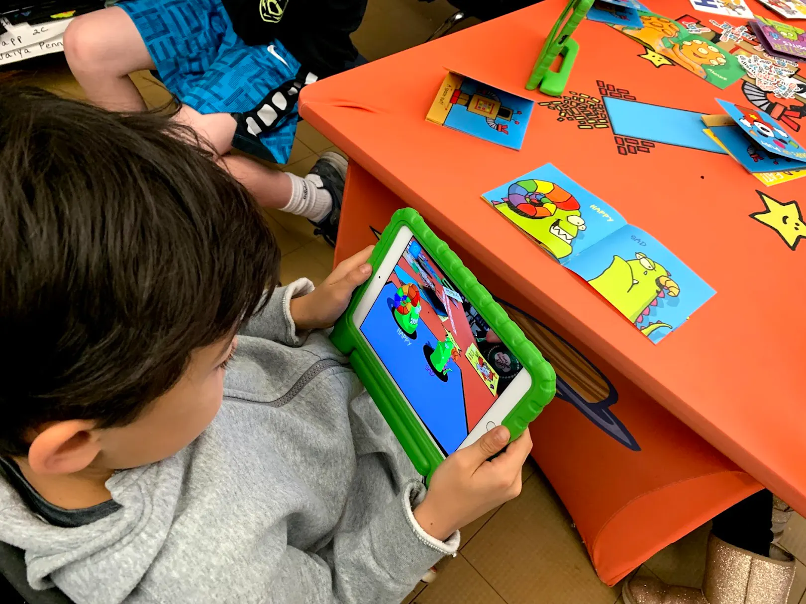 How to Effectively Use AR and VR Apps With Young Learners | EdSurge News