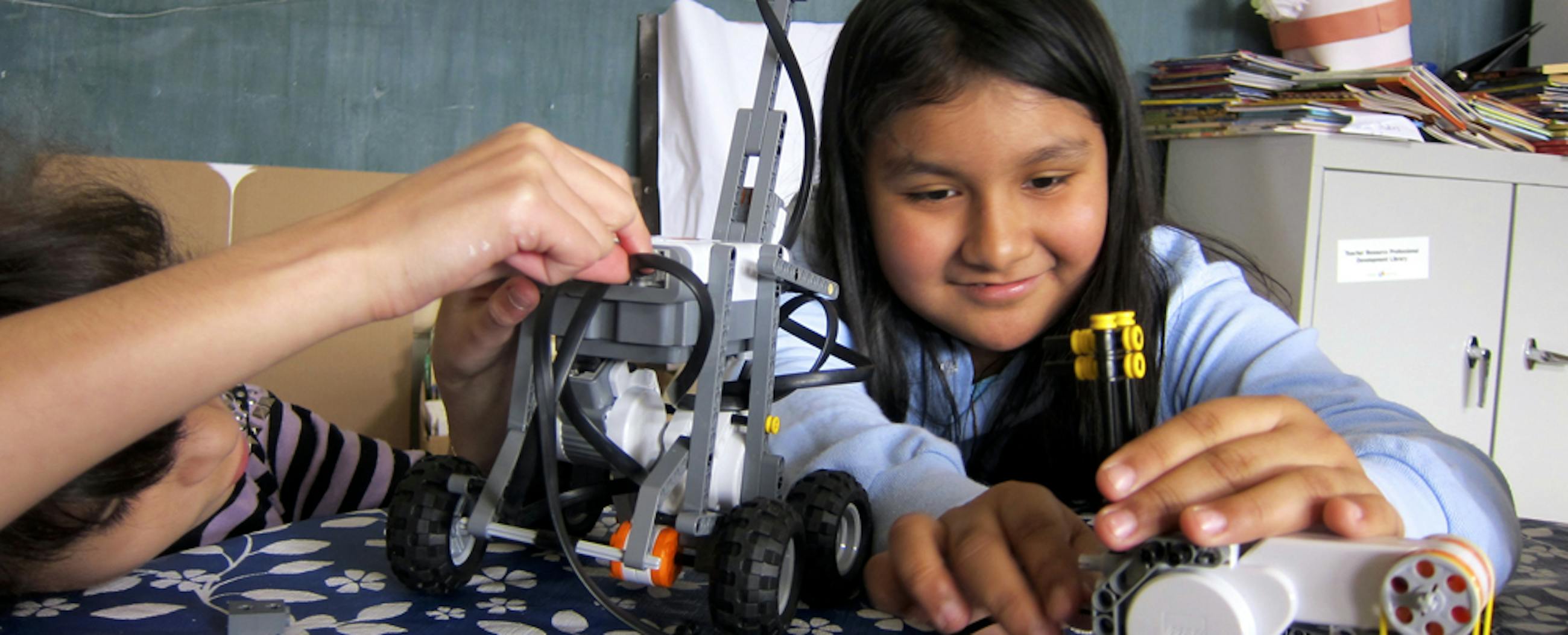 Building Inclusive Hackerspaces for Immigrant Communities | EdSurge News